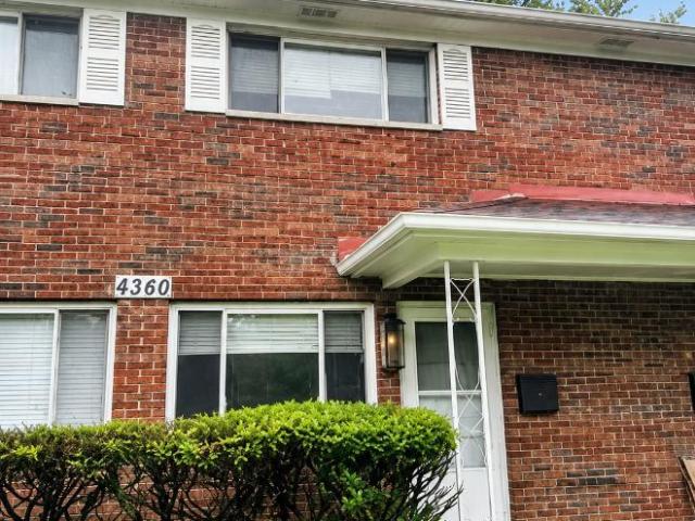 2 Br, 1 bath, Townhouse/Brownstone/RowHouse 6210 Ambleside Dr