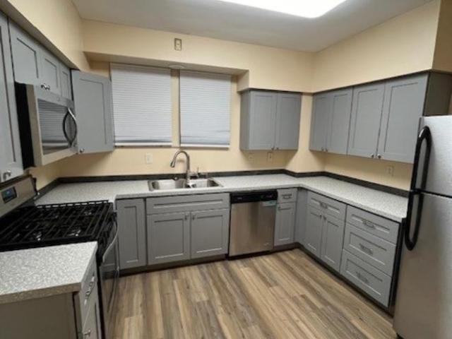 2 Br, 1 bath, Townhouse/Brownstone/RowHouse 6637 Dalzell Pl