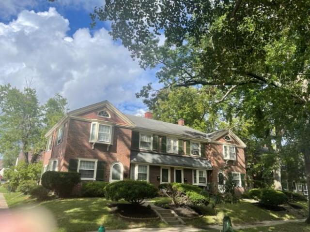 2 Br, 1 bath, Townhouse/Brownstone/RowHouse 6758 Chestnut Street