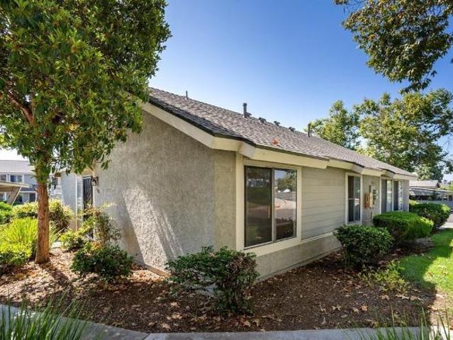 2 Br, 1 bath, Townhouse/Brownstone/RowHouse 7314 Tooma St