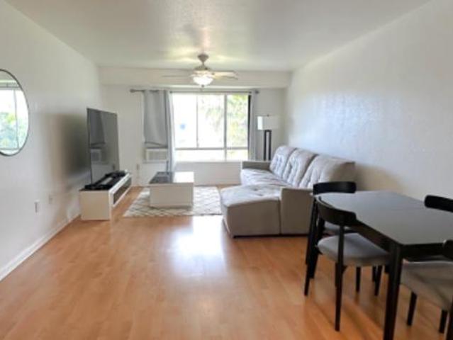 2 Br, 1 bath, Townhouse/Brownstone/RowHouse 91 1058 Kekuilani Loop
