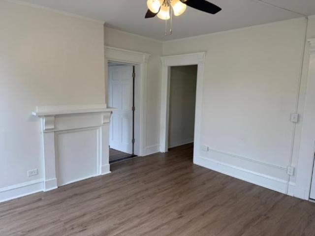 2 Br, 1 bath, Apartment 3 Berwick Road