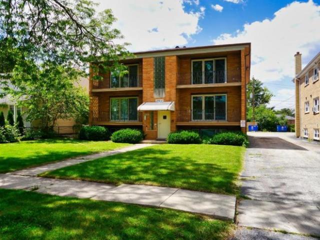 2 Br, 1 bath, Apartment 10410 S Moody Ave
