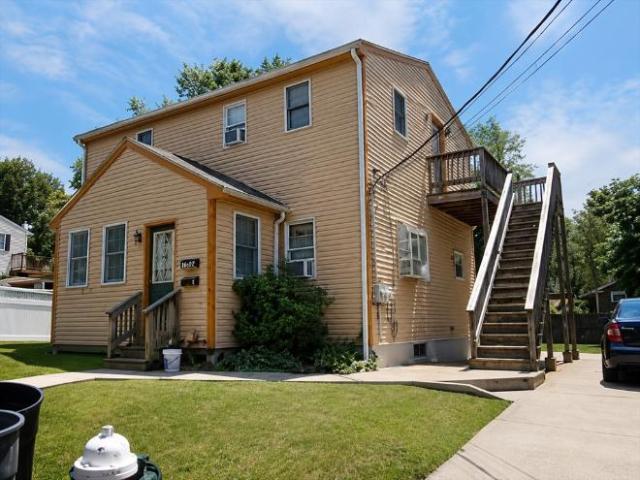 2 Br, 1 bath, Apartment 1042 Sassaquin Ave