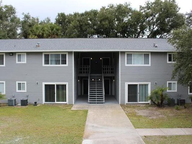 2 Br, 1 bath, Apartment 1050 Wayne Avenue