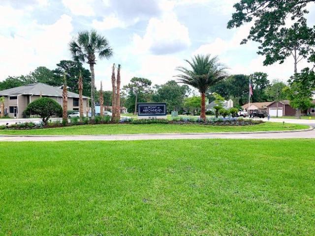 2 Br, 1 bath, Apartment 10101 Arrowhead Drive