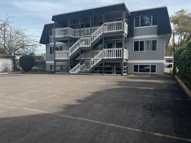 2 Br, 1 bath, Apartment 1015 Nandina Street