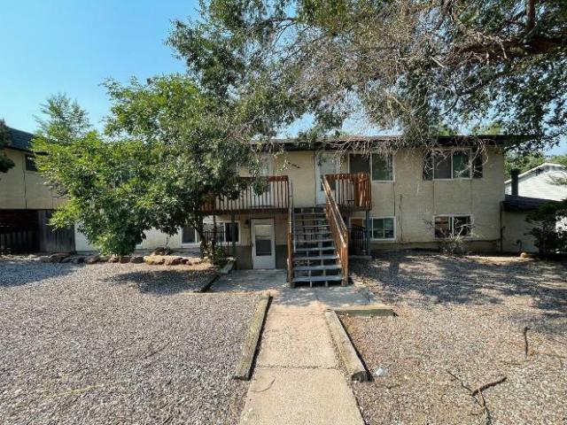 2 Br, 1 bath, Apartment 1035 Magnolia Street
