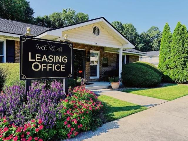2 Br, 1 bath, Apartment 114 Danny Drive