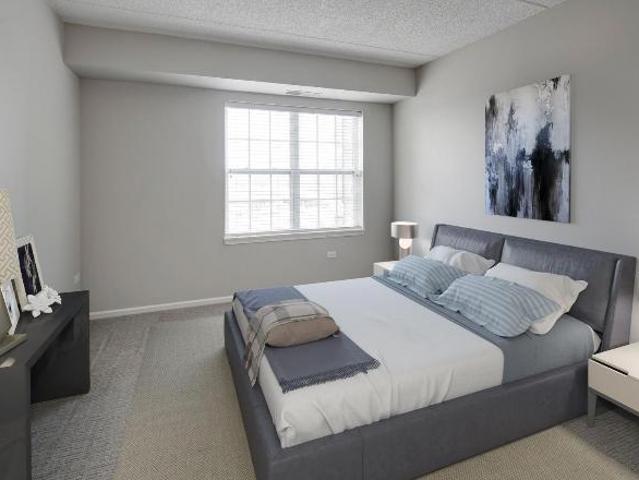 2 Br, 1 bath, Apartment 1155 Museum Blvd