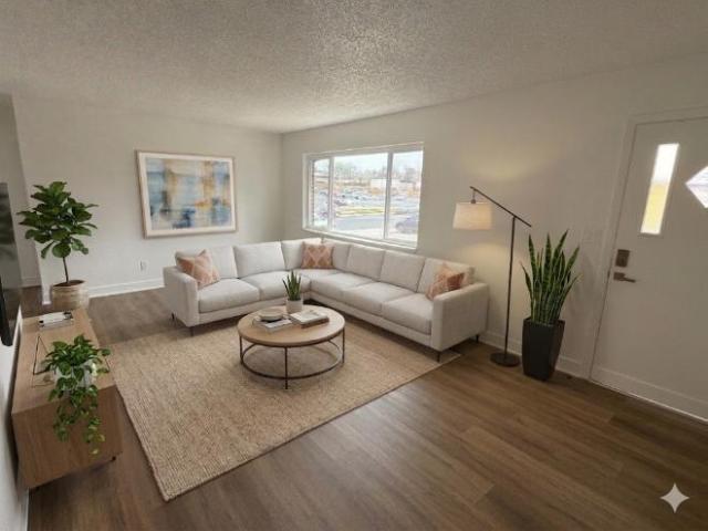 2 Br, 1 bath, Apartment 115 South 18th Avenue