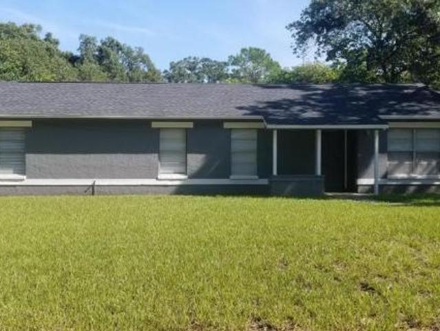 2 Br, 1 bath, Apartment 11614 Valencia Dr