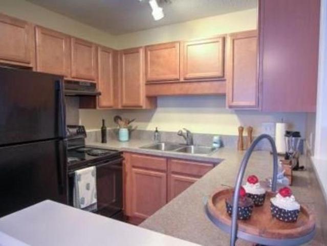 2 Br, 1 bath, Apartment 1175 Mathis Ferry Rd