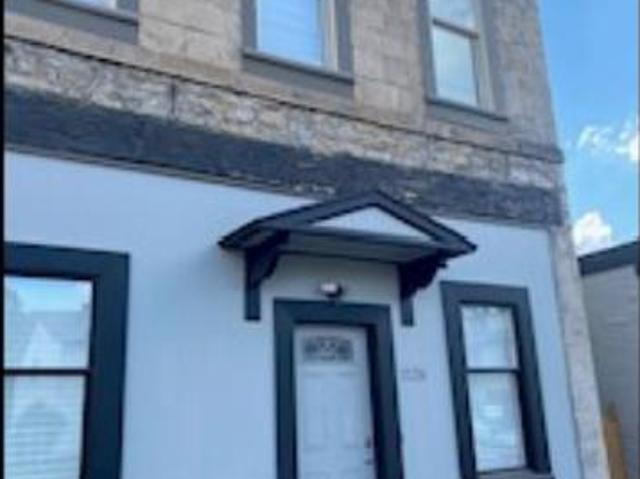 2 Br, 1 bath, Apartment 1126 King Street East