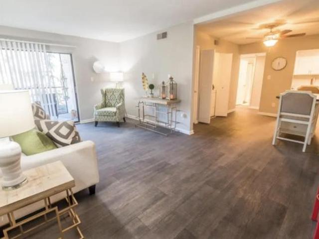 2 Br, 1 bath, Apartment 112 Nc 54