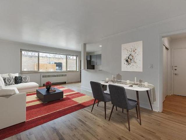 2 Br, 1 bath, Apartment 1245 Josephine Street