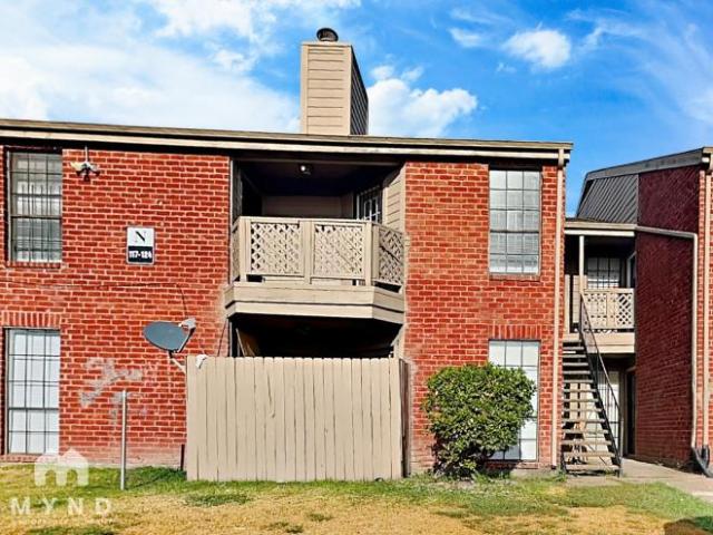 2 Br, 1 bath, Apartment 12500 Sandpiper Dr