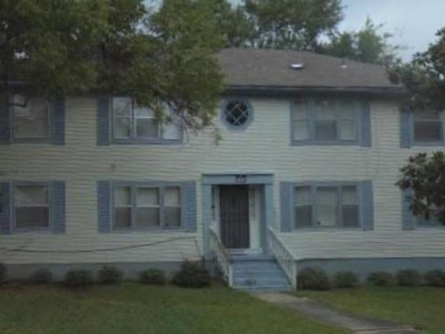 2 Br, 1 bath, Apartment 1204 First Avenue