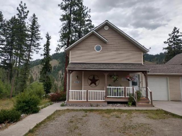 2 Br, 1 bath, Apartment 1208 4th Ave E