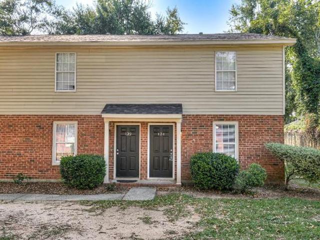 2 Br, 1 bath, Apartment 120 Chalet North Blvd