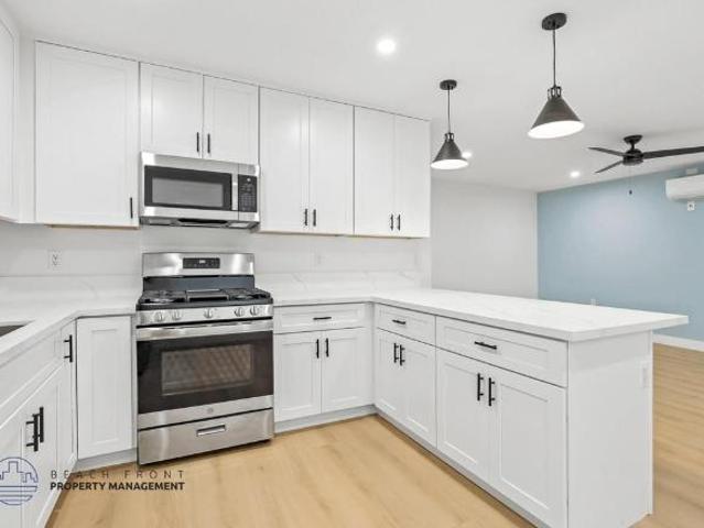2 Br, 1 bath, Apartment 1230 E 1st St