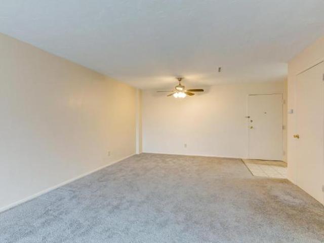 2 Br, 1 bath, Apartment 1350 North Howard Street