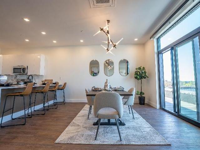 2 Br, 1 bath, Apartment 136 Essex Street