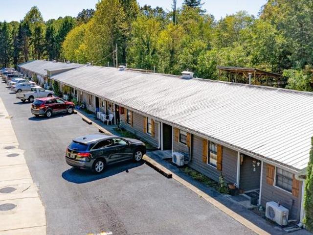 2 Br, 1 bath, Apartment 137 Sumner Top Lane