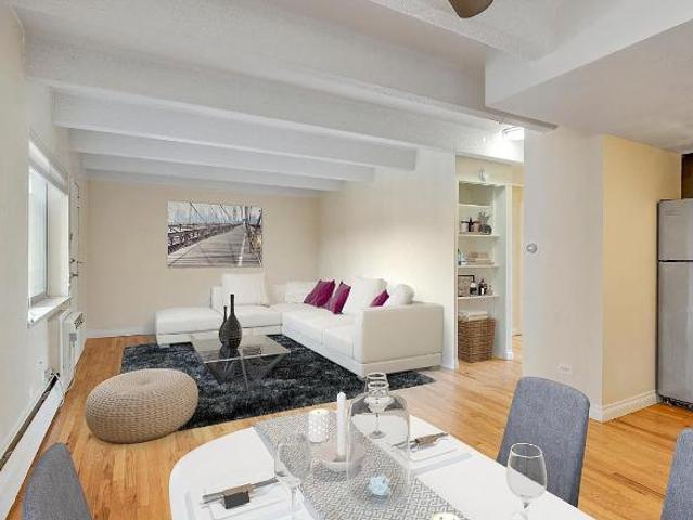 2 Br, 1 bath, Apartment 1300 Monroe Street