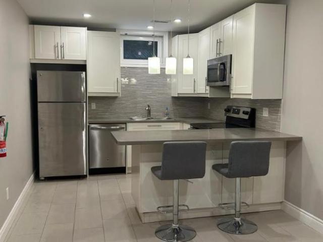 2 Br, 1 bath, Apartment 130 Napoli Drive