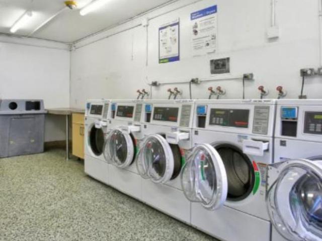 2 Br, 1 bath, Apartment 130 Jameson Avenue