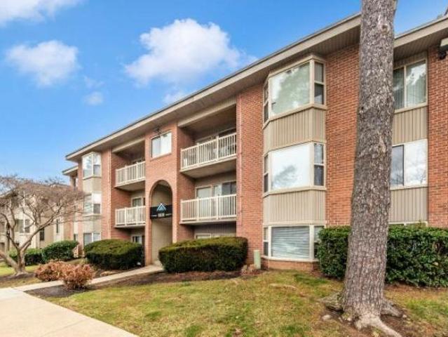 2 Br, 1 bath, Apartment 13315 Edinburgh Lane