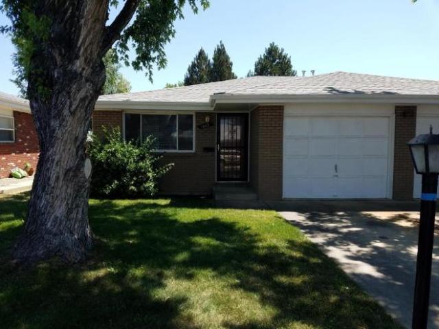 2 Br, 1 bath, Apartment 1440 Kay St