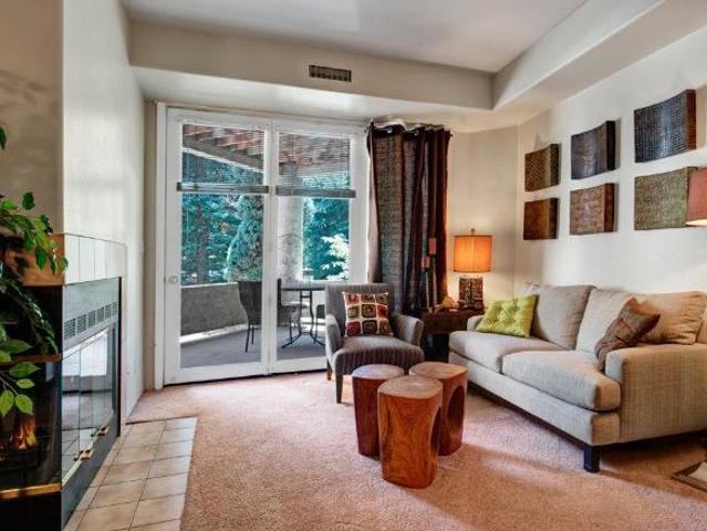 2 Br, 1 bath, Apartment 145 West Cheyenne Road