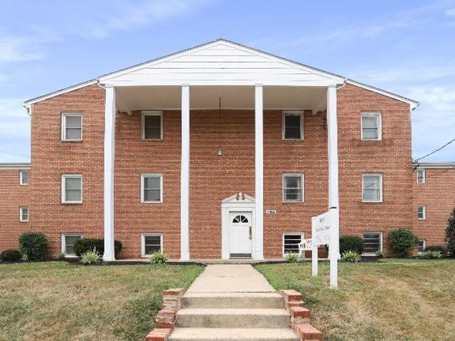 2 Br, 1 bath, Apartment 1499 North East Street