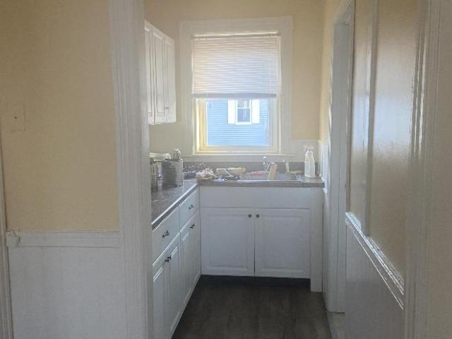 2 Br, 1 bath, Apartment 141 South Main St