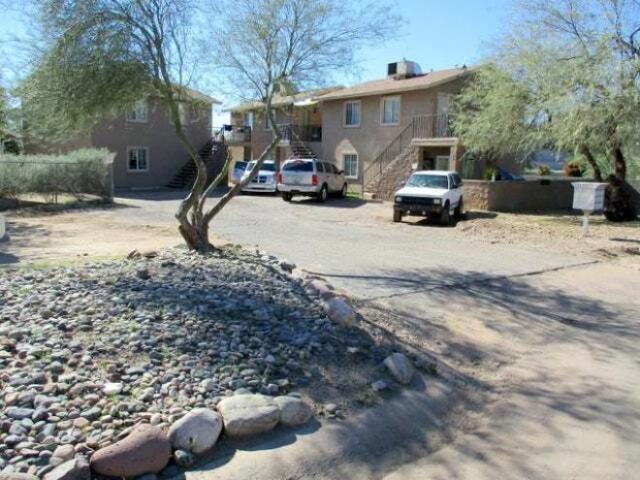 2 Br, 1 bath, Apartment 1551 East Christy Drive