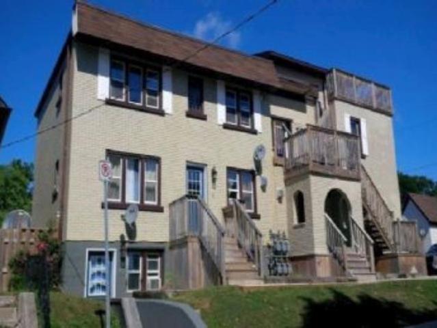 2 Br, 1 bath, Apartment 159 Church Street
