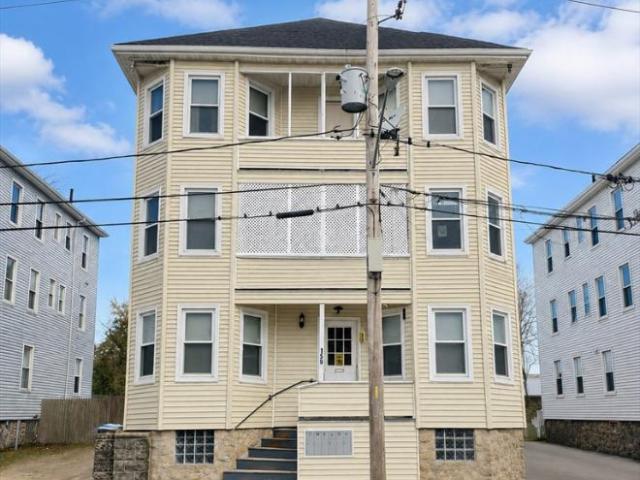 2 Br, 1 bath, Apartment 159 Frederick St