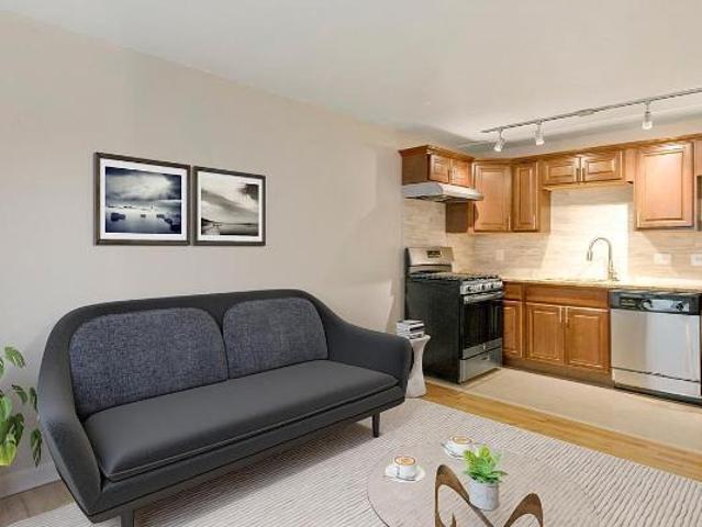 2 Br, 1 bath, Apartment 15 Logan Street
