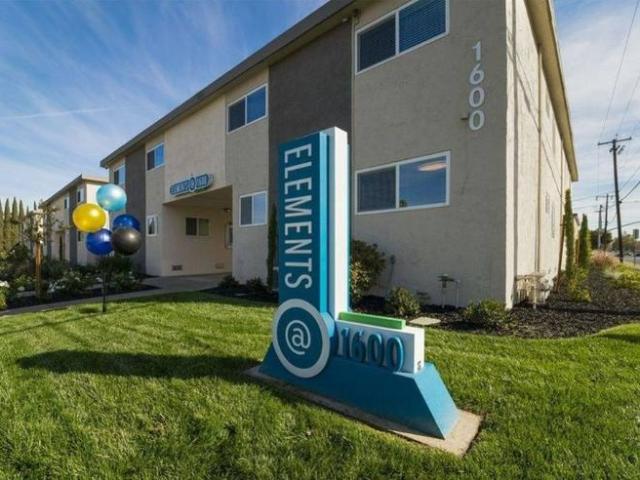 2 Br, 1 bath, Apartment 1600 Travion Court