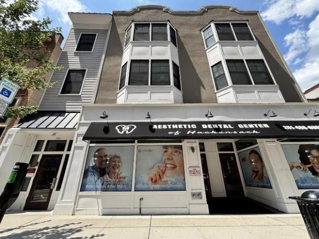2 Br, 1 bath, Apartment 161 Main Street