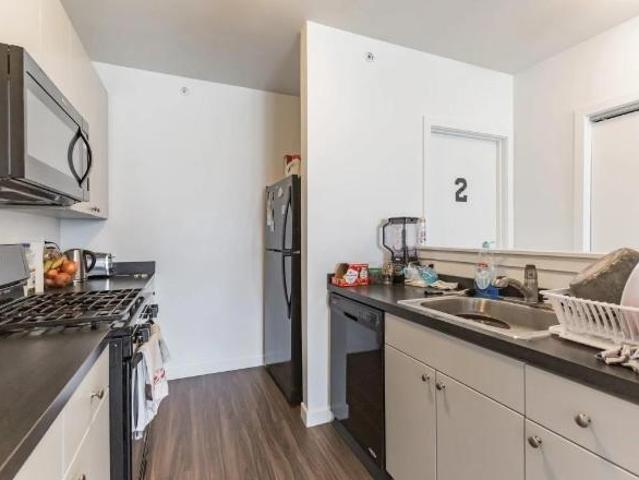 2 Br, 1 bath, Apartment 1627 W Montgomery Ave