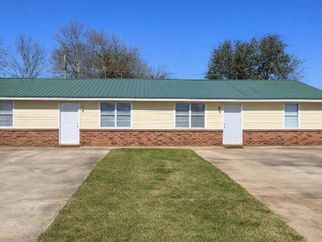 2 Br, 1 bath, Apartment 177 County Road 199