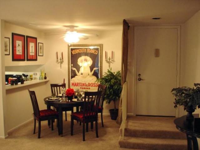 2 Br, 1 bath, Apartment 1706 Forest Cove Dr