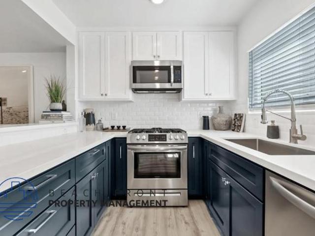 2 Br, 1 bath, Apartment 1728 Bedford Ln