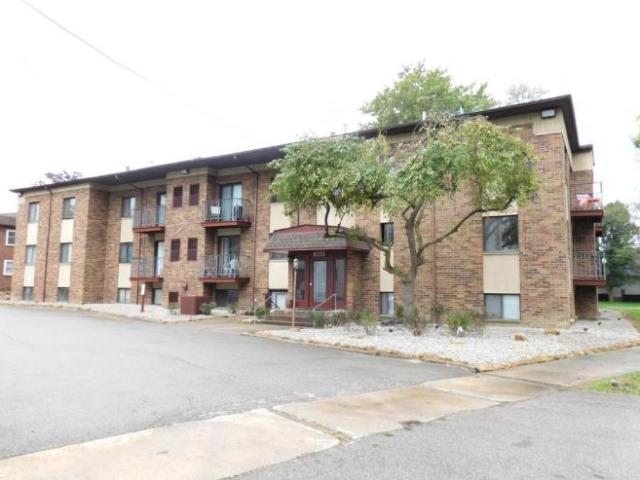 2 Br, 1 bath, Apartment 1860 Mahoning Ave NW