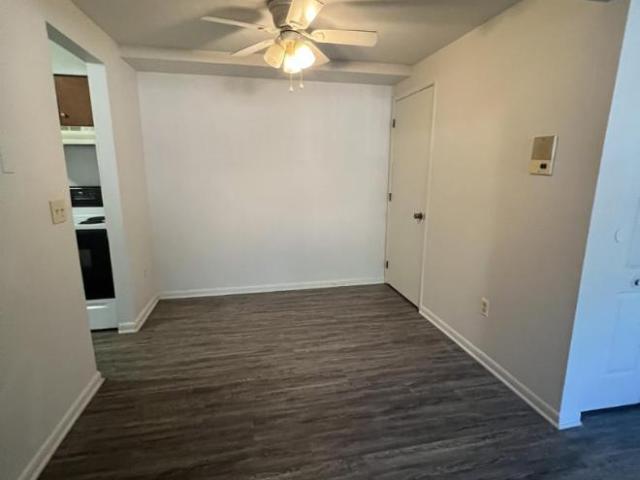 2 Br, 1 bath, Apartment 1879 Turner Boulevard