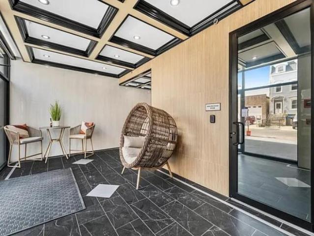 2 Br, 1 bath, Apartment 187 Culver Avenue
