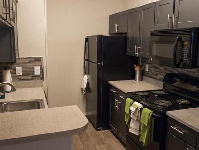 2 Br, 1 bath, Apartment 18800 Lina St